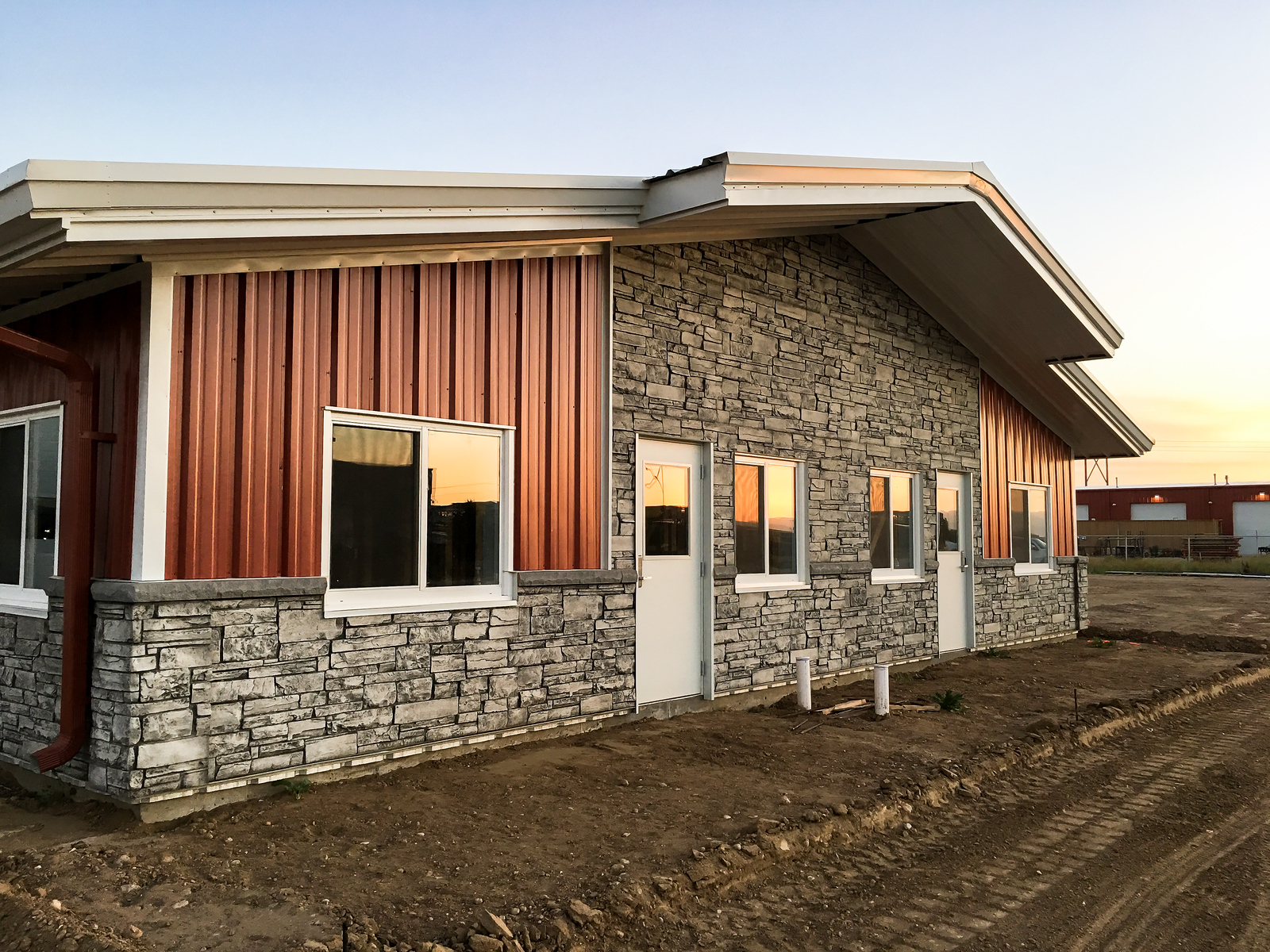 The Perfect Solution for Masonry-Style Metal Building Design